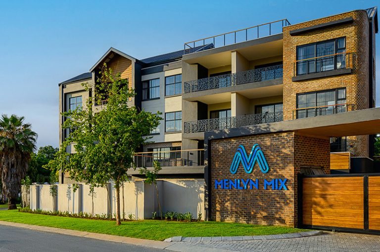 Menlyn Mix – Beekman Holidays